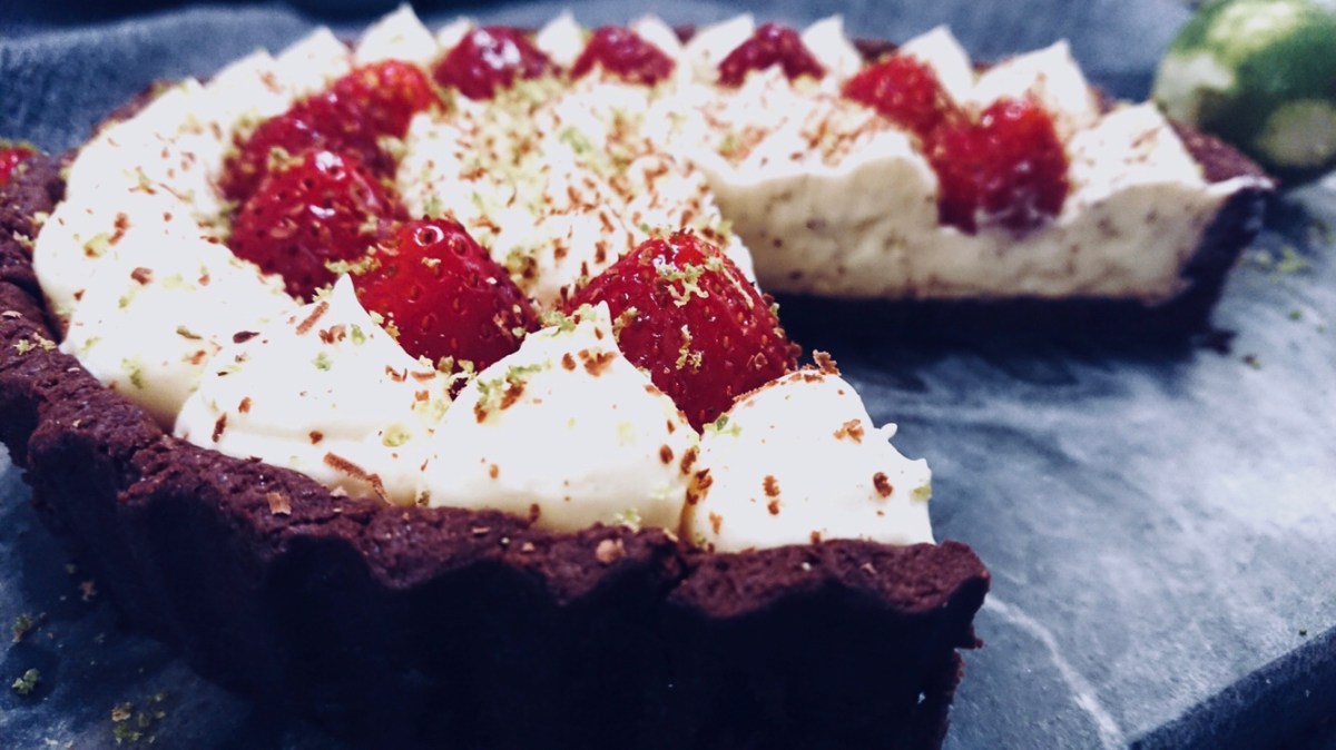 Chocolate Tart with lime & vanilla pastry cream – Baked By Ammna